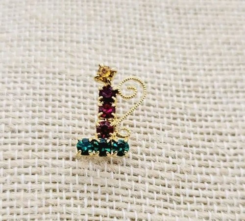 Crystal Candle Christmas Lapel Pin Gold tone .5 in Red Green Vinage | eBay