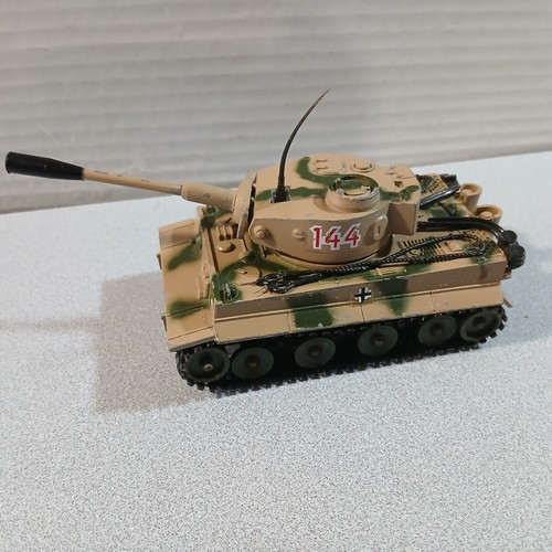 VTG 1973 Corgi Toys Tiger 1 German Heavy Tank W/ANTENNA 900 PAT 20660/ ...