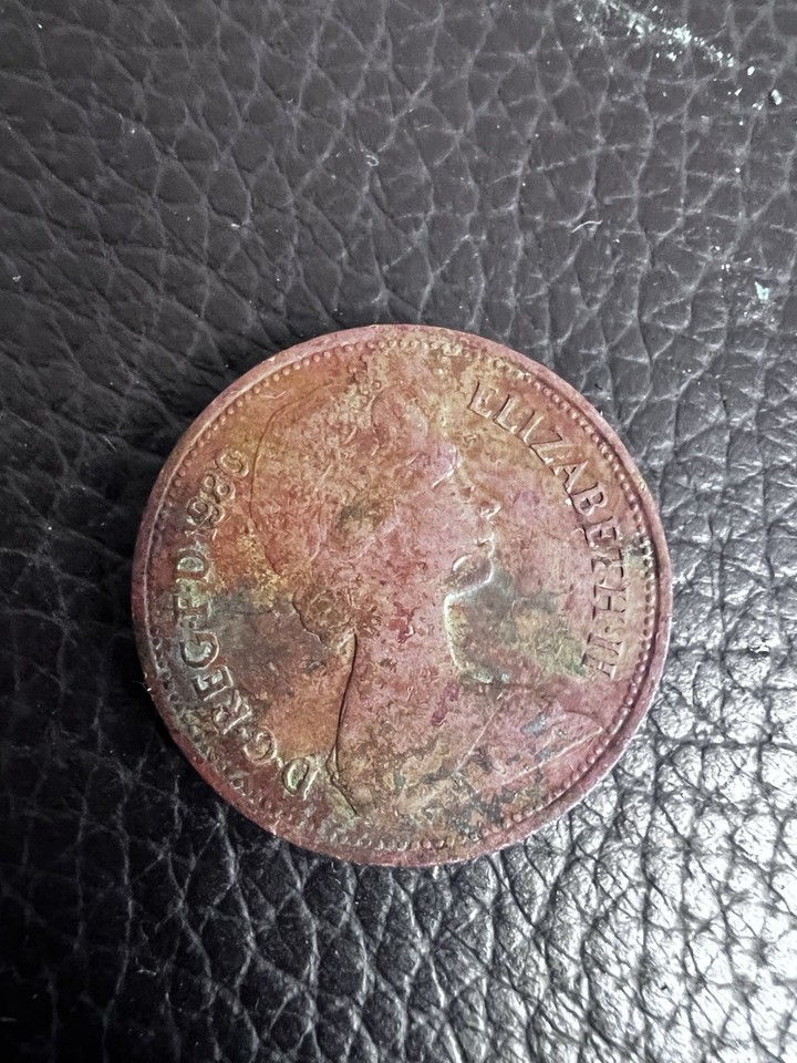 A British 2 New Pence coin from 1971 The coin features denomination "2 ...