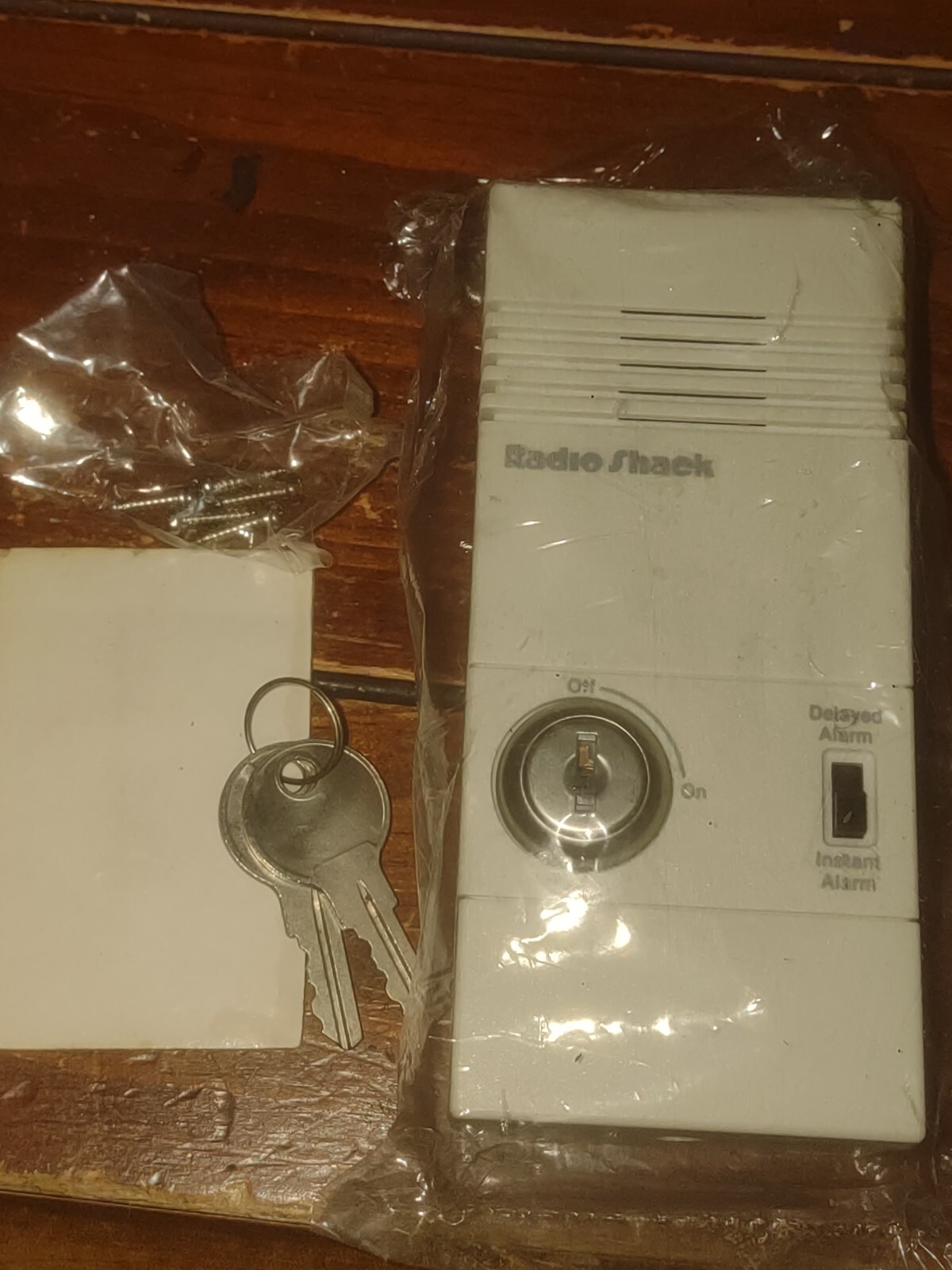 Safe House Electronic Door Alarm Key Switch 49-421A Radio Shack,Brand ...