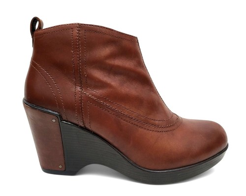 DANSKO Fawn Wedge Boot WOMEN Sz 39 US 8.5 9 Brown Leather Western ...