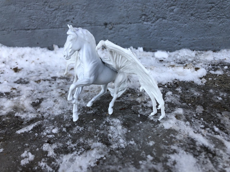 Breyer Alborozo Stablemate Custom CM Pegasus Resin Dragon Wings Primed ...