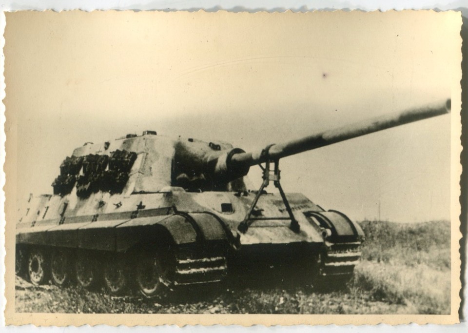 WWII ARCHIVE PHOTO: WEHRMACHT PANZER VI TIGER II Königstiger TANK ON A ...