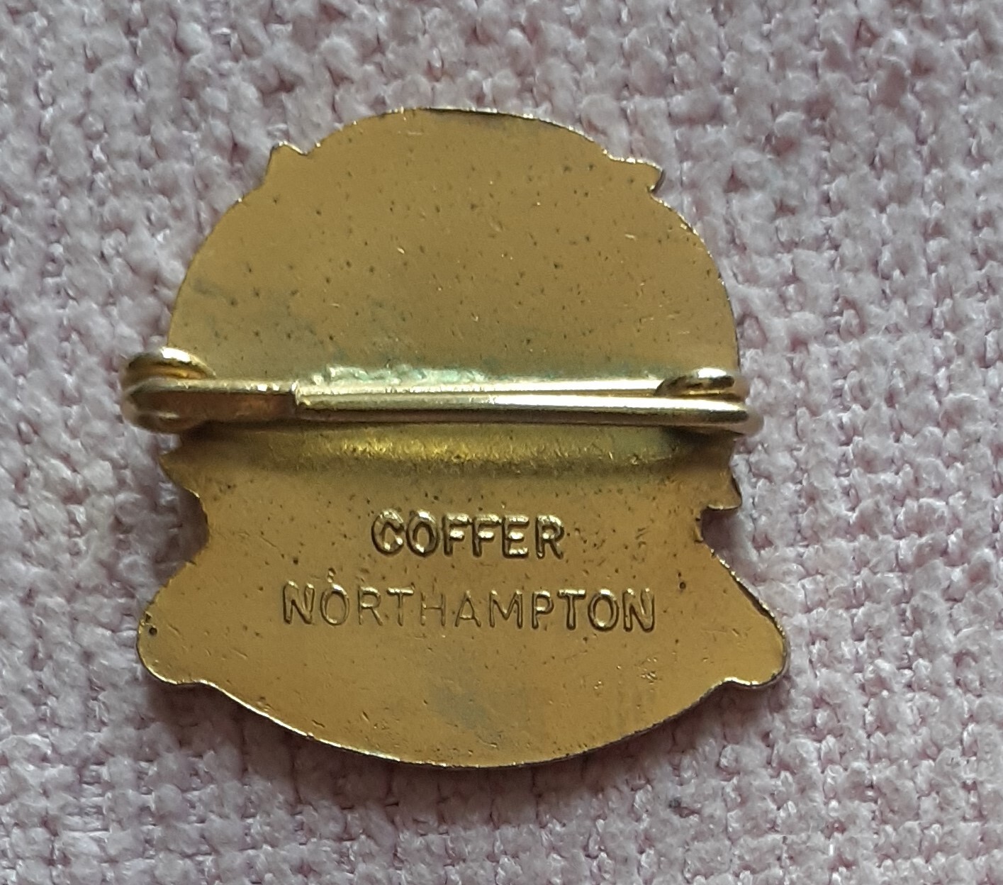 ORIGINAL 70's LIVERPOOL COFFER NORTHAMPTON BADGE PIN TOP QUALITY 25mm ...