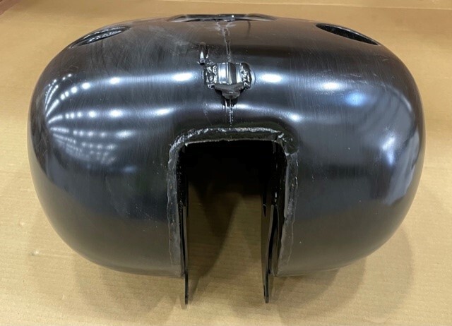 C45 2008 OEM Harley FXCWC Softail Rocker Gas Tank Fuel Deuce Pump ...