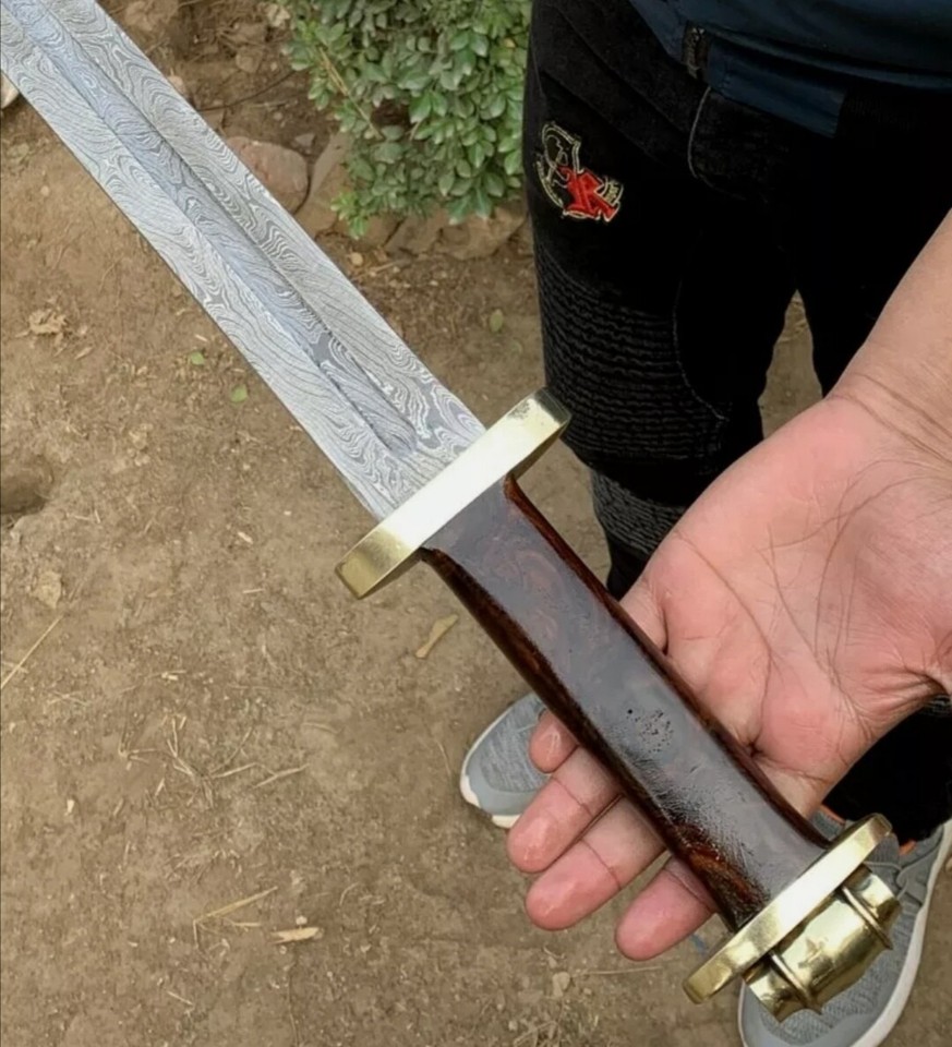 32 Inches Handmade Damascus Steel Hunting Sword, Battle Ready With ...