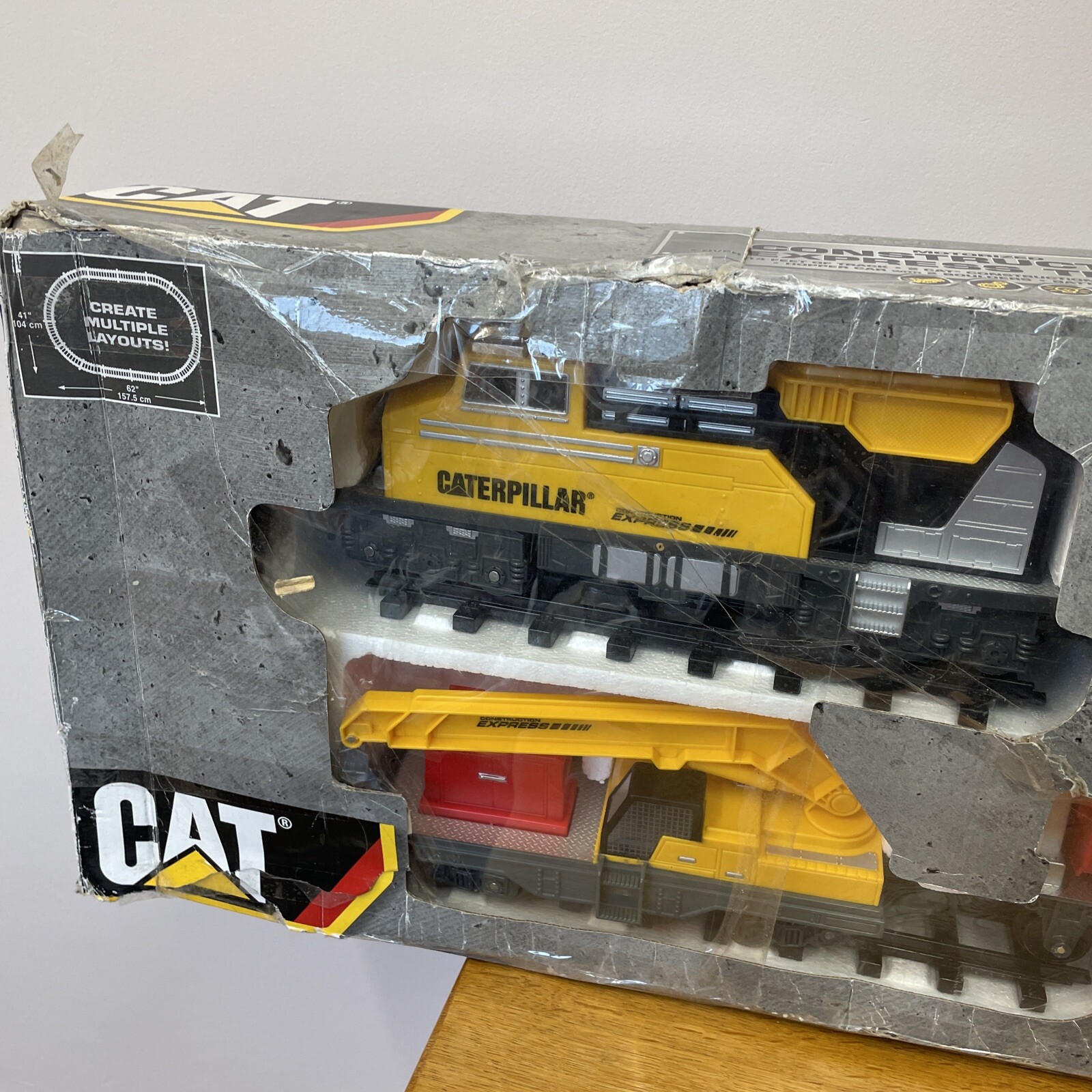 CATERPILLAR CAT CONSTRUCTION EXPRESS MOTORISED TRAIN SET TRACK ...