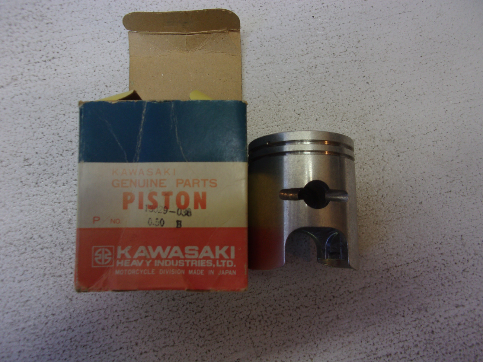OEM Kawasaki Piston 13029-038 | eBay