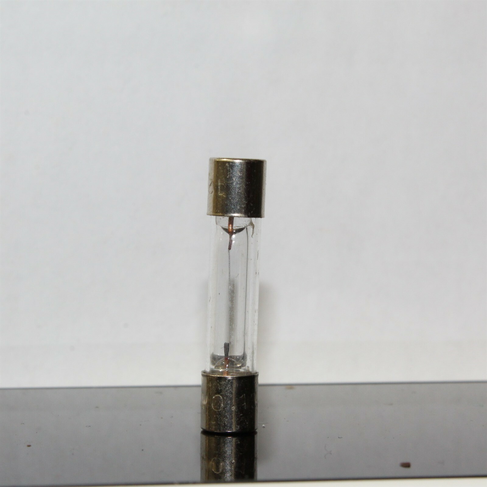 12V 150mA Fuse Type Lamp - MCM 25-100 | eBay