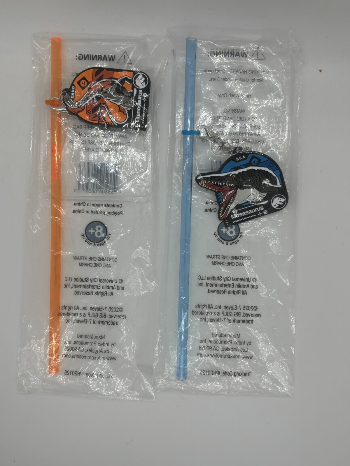 Jurassic World Rebirth 7-Eleven Promo Straw w/Charm Titanosaurus & Mosasus