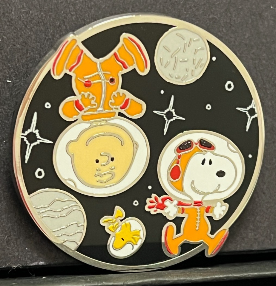 Peanuts Snoopy in Space Opened Blind Box Pin - Charlie Brown Snoopy ...