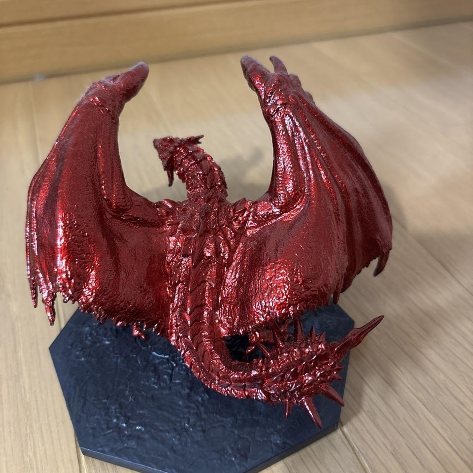 Monster Hunter Rathalos Figure 20th Anniversary Metallic Version ...