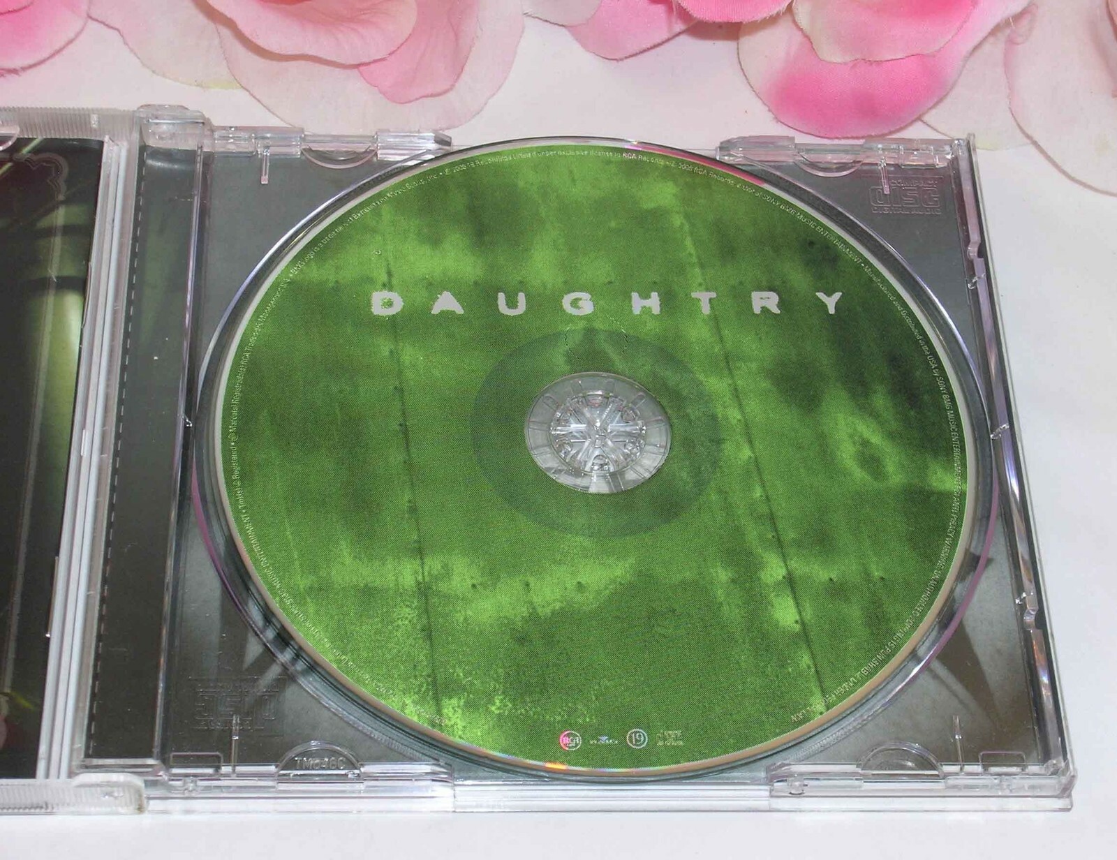 Daughtry RCA Records 12 Tracks Gently Used CD Daughtry 828768886021 ...