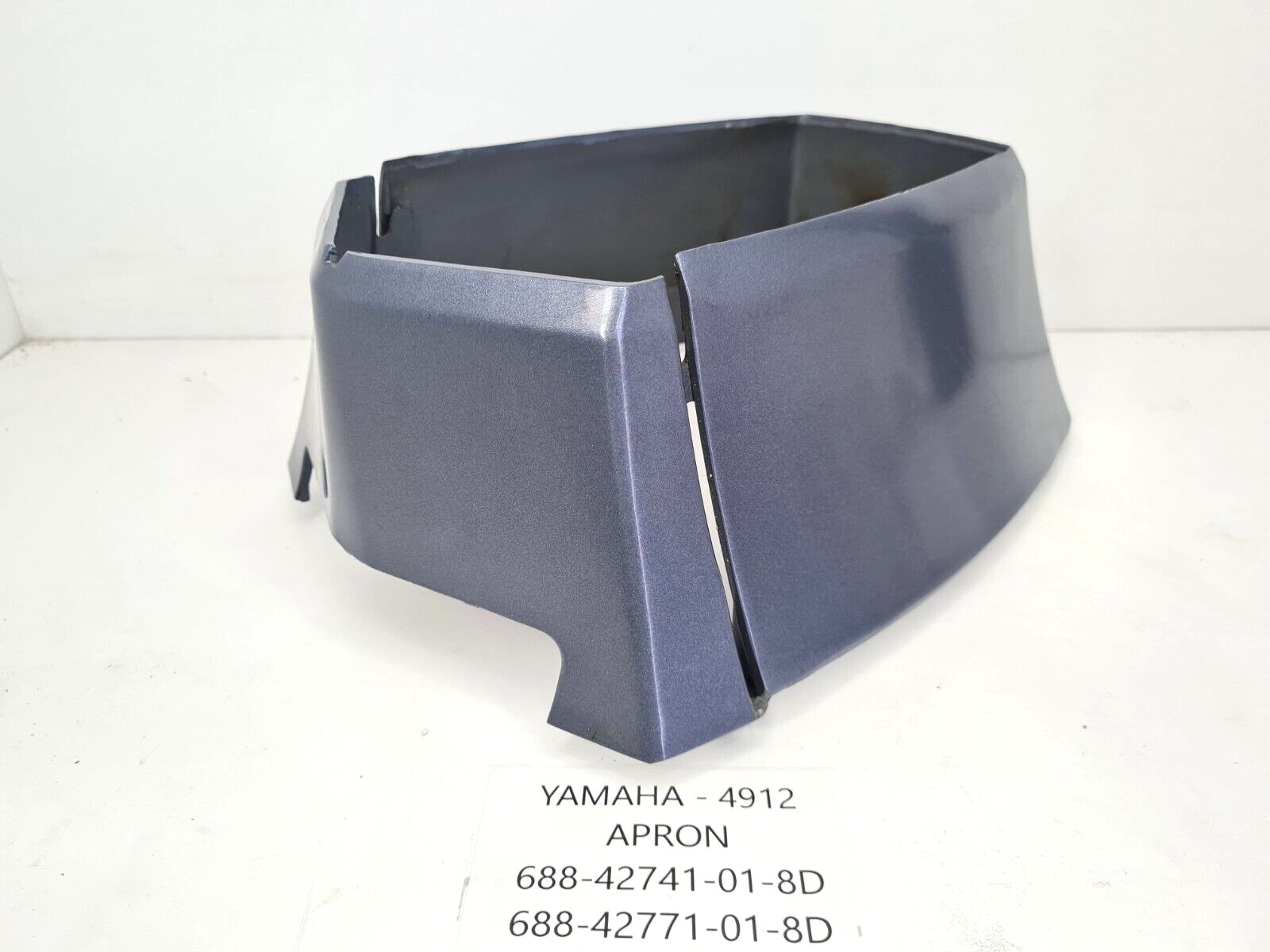 GENUINE Yamaha Outboard Engine Motor COMPLETE BOTTOM APRON COWL COWLING ...