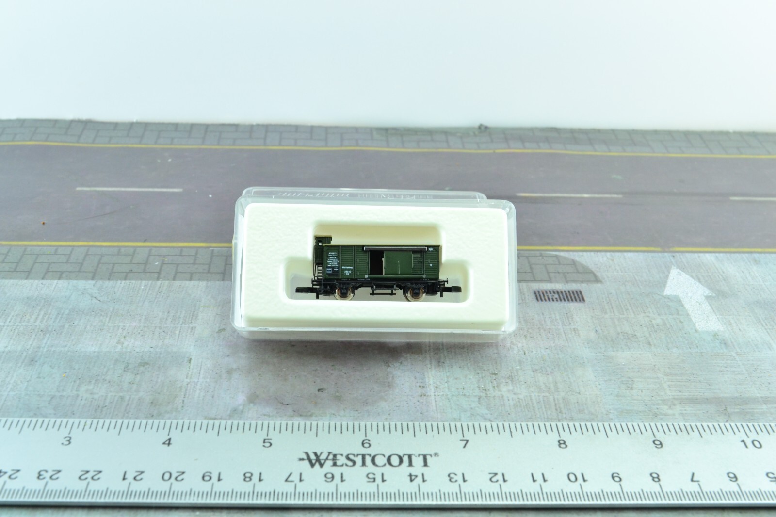 Marklin 8649 Württemberg Box Car Z Scale