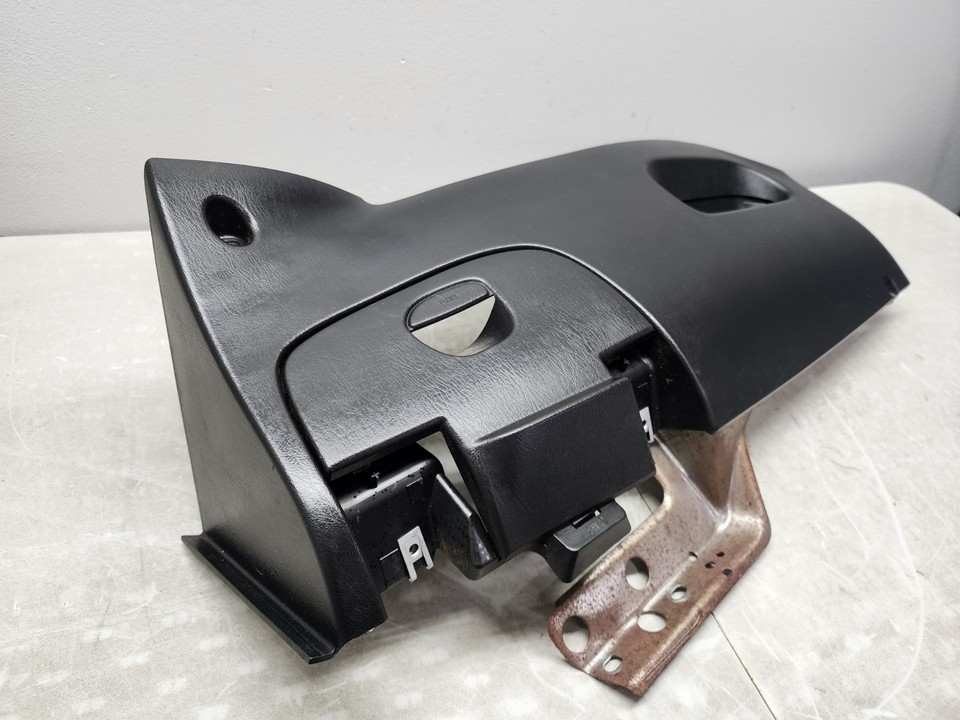 2000 2001 2002 2003 Harley Davidson F150 Knee Bolster Lower Dash Trim ...