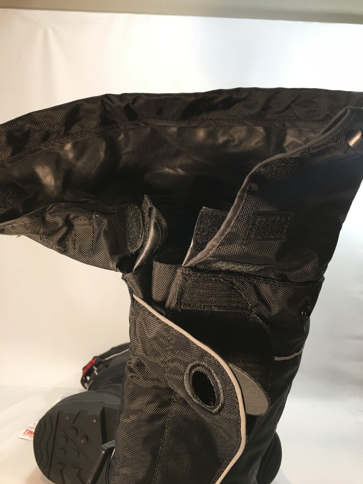 Winter-Tuff Orion XT Ice Traction Overshoe 6-7.5 Medium | eBay