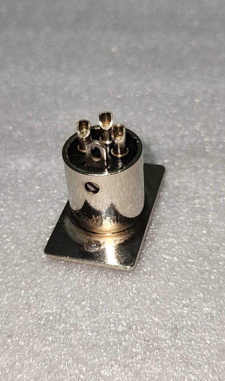 2 Pcs)🇺🇸 Switchcraft D3M Panel Mount XLR 3 Pin Male Connector Silver ...