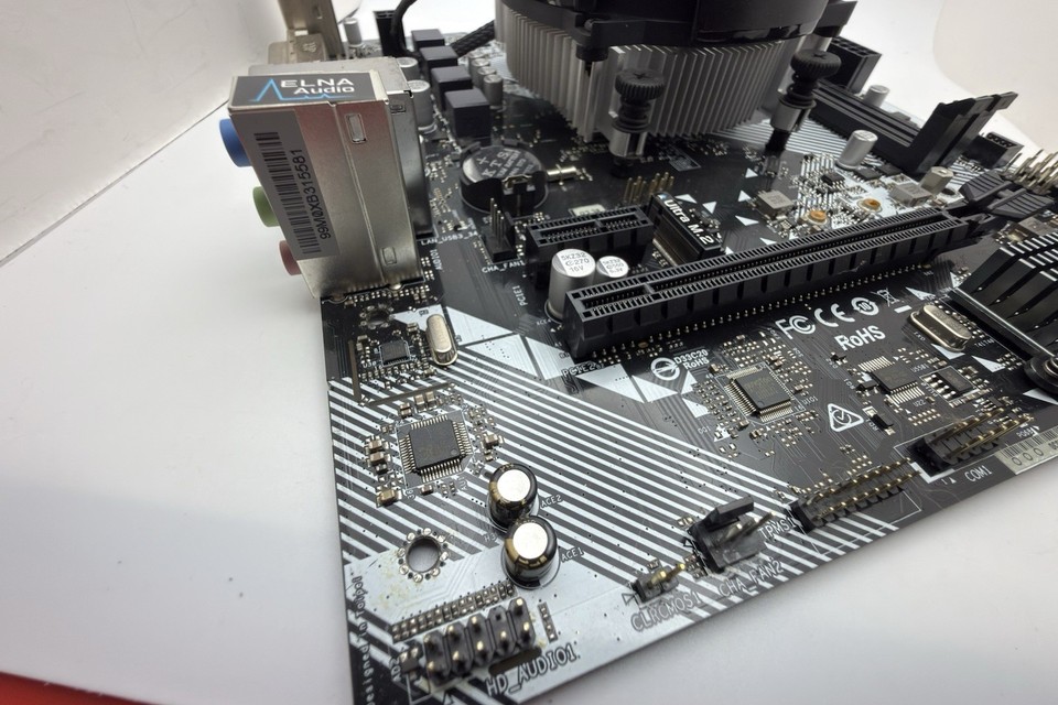 Asrock A320M-HDV R4.0 W/Ryzen 6ix Core, Shield, Heatsink/Fan | Fast Shipping | eBay