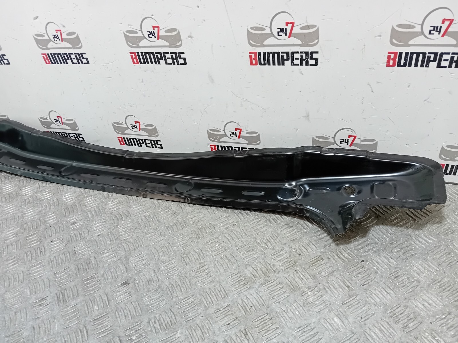 GENUINE VOLKSWAGEN POLO 2018-2022 REAR APRON COVER PLATE BODY PANEL ...