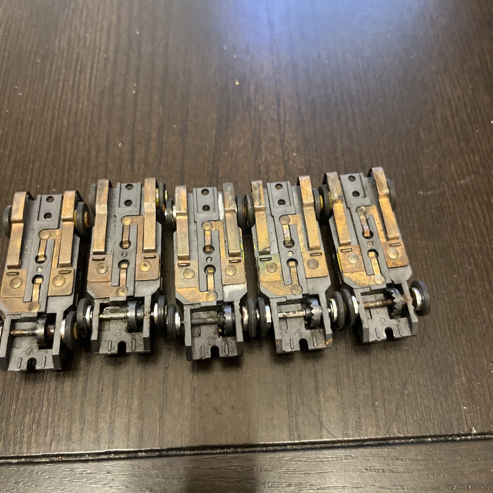 Aurora 5 Running TJet Chassis with Airation Holes | eBay