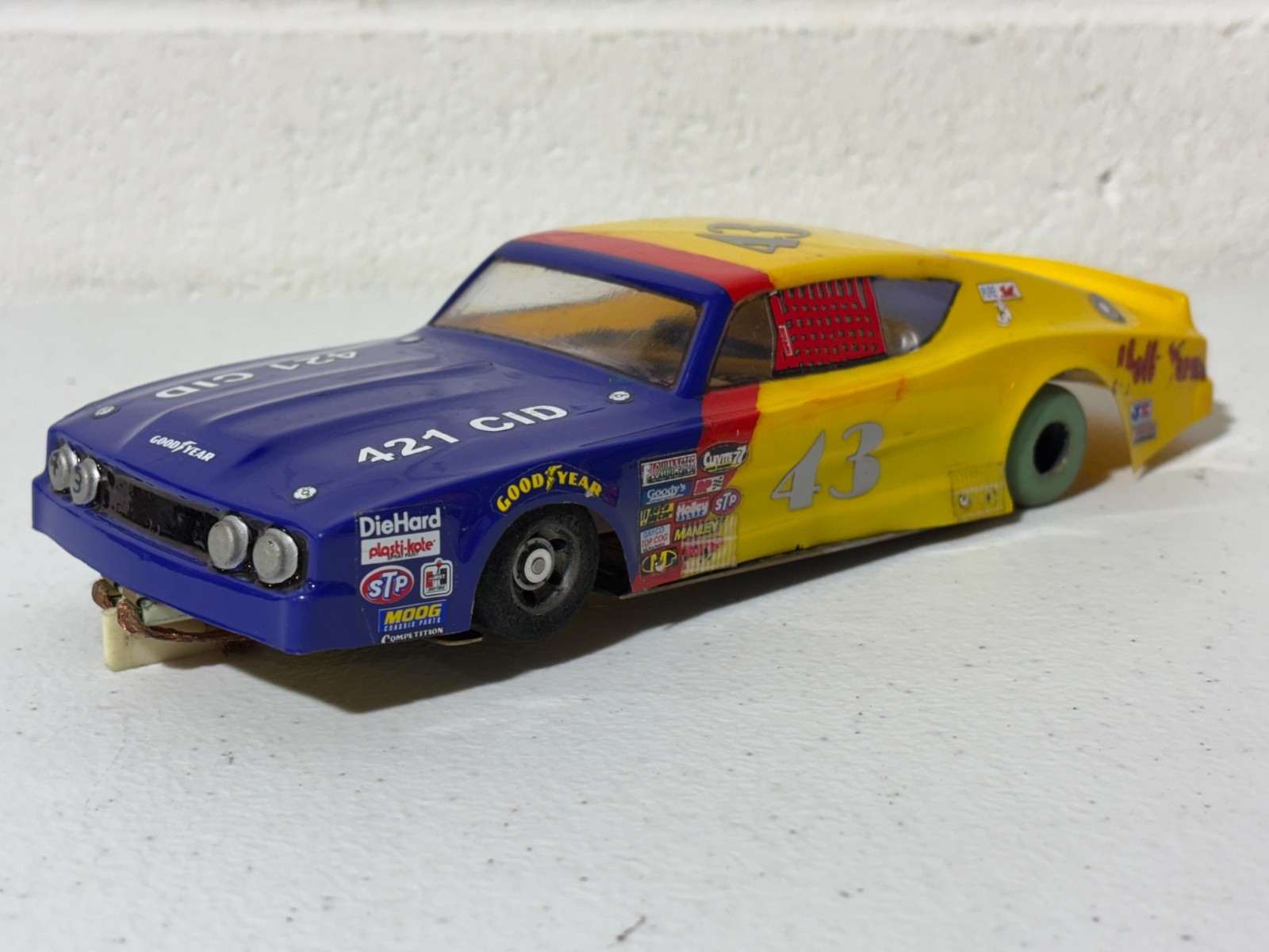 Custom Chassis 1/24 Scale Slot Car Torino Talladega Body Excellent ...