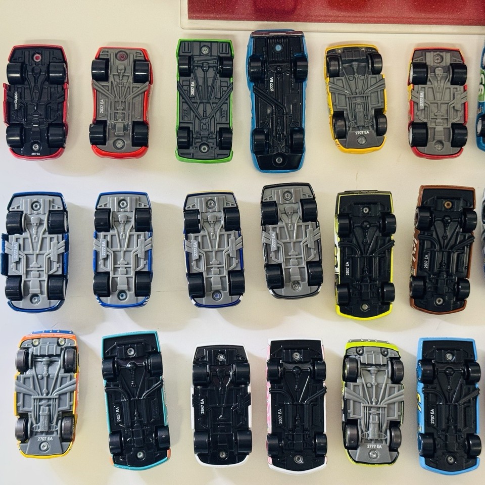 Disney Pixar Cars RLC MOTOR SPEEDWAY OF THE SOUTH SET APPLE CAR 1/1000 ...