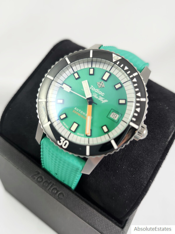 NEW Zodiac Super Sea Wolf Compression Automatic Seafoam Rubber Mens ...