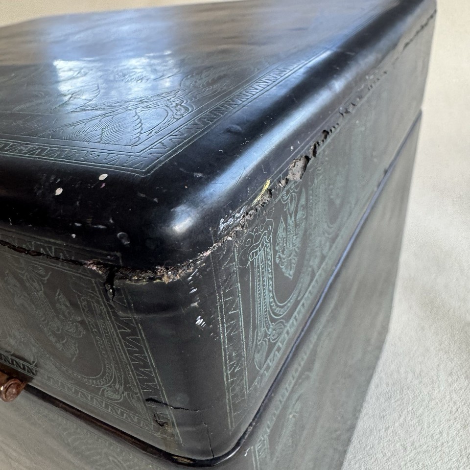 Large Antique Mon Burmese Wooden Hinged Lacquerware Box Cloth Interior ...