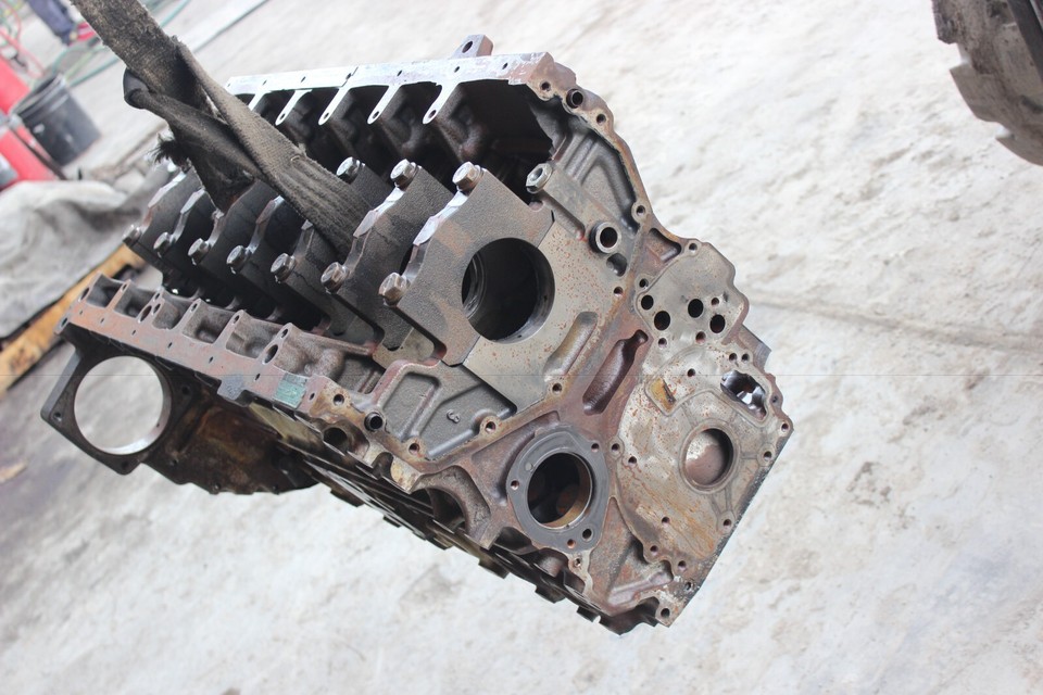 2007 MERCEDES BENZ 7.2L L6 ENGINE BLOCK P/N: R9060115101 | eBay