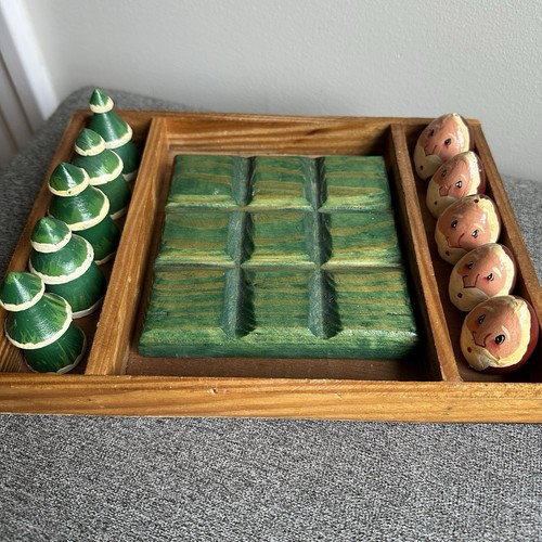 VINTAGE Christmas Wooden Tic Tac Toe Set Hand Painted Santa Trees ...