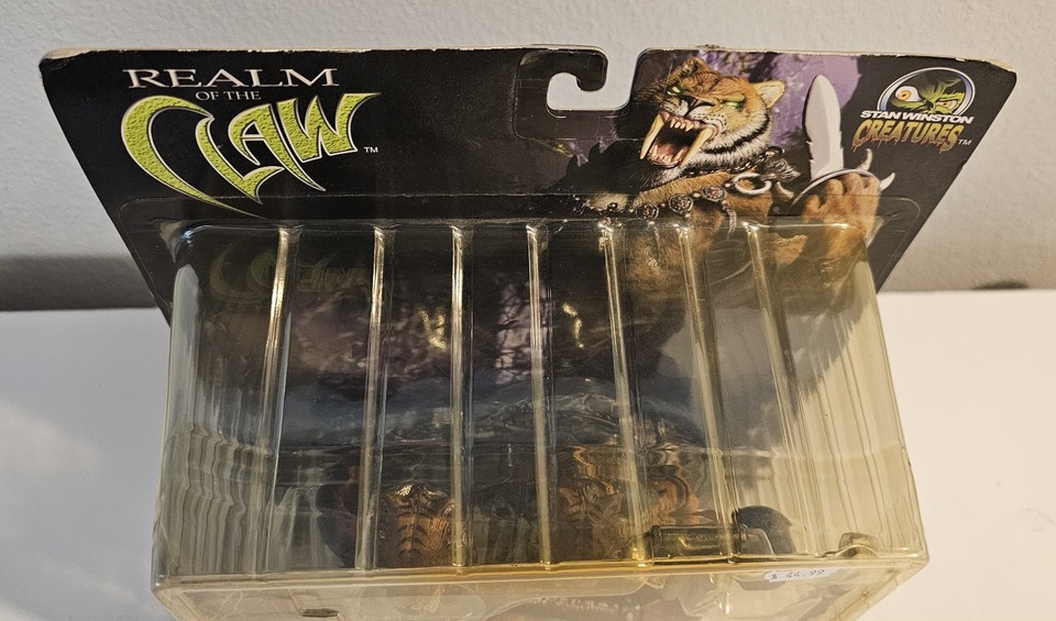 Realm Of The Claw - SABYR - 7.25" Action Figure - 2001 Stan Winston ...