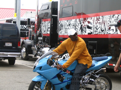 Michael Jordan on his Suzuki GSXR1000 2007 Road Atlanta motorcycle ...