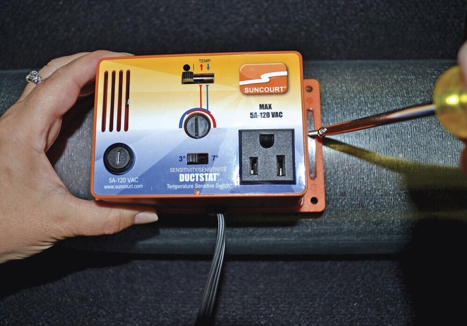 Suncourt Original Ductstat Temperature Sensitive Plug-In Duct Fan ...