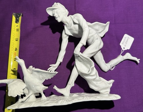 KAISER DUCK THIEF #382 WHITE BIQUE 12" WIDE 8 3/4" TALL | eBay