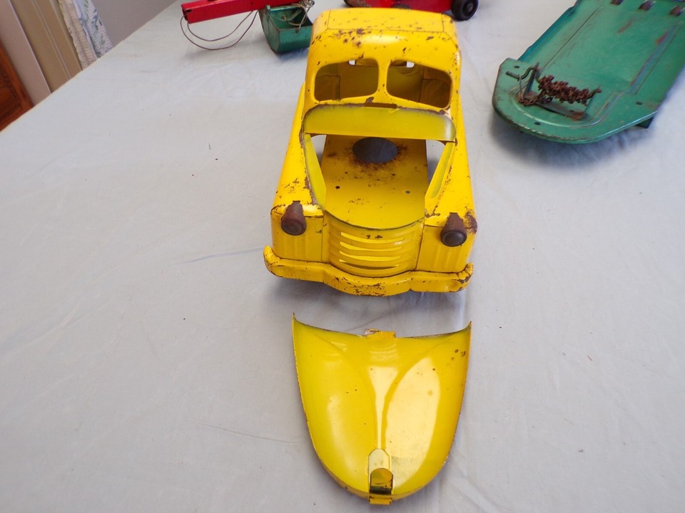 VINTAGE 50'S STRUCTO CONSTRUCTION TRUCK SET LOW BOY TRAILER, SHOVEL ...