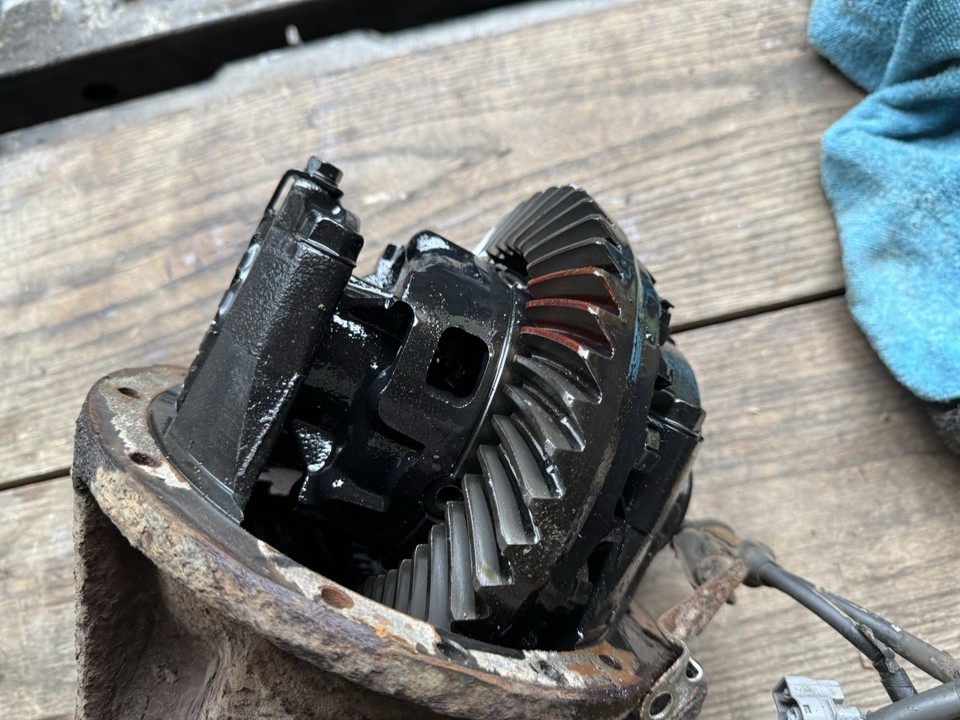 TOYOTA 4RUNNER OEM REAR DIFFERENTIAL BACK DIFF 4WD E LOCKER 1996-2002 2 ...