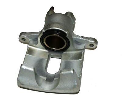 Brake Caliper Front Lower L/H Mitsubishi Canter/Fuso 6.5T / 7.5T FE84 ...