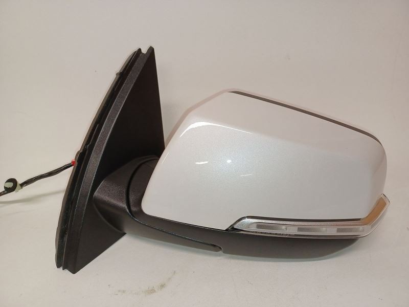 2024 Chevrolet TRAVERSE Side View Mirror Driver Left w Turn 87847870 ...