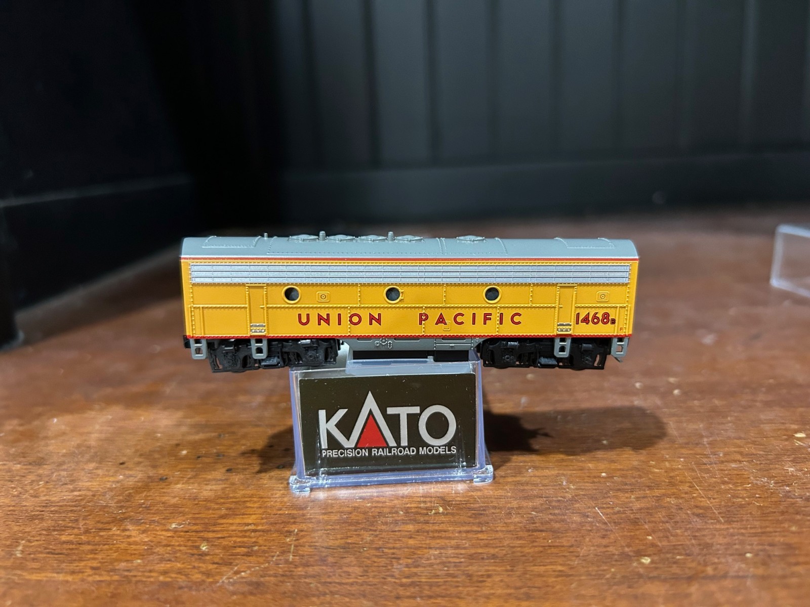 N Scale Kato Union Pacific UP F7A diesel locomotive 1468B | eBay