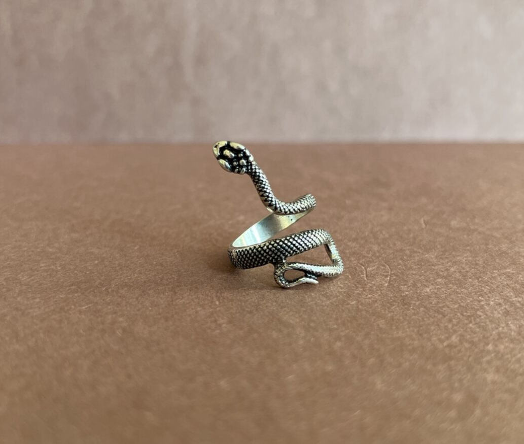 Textured Silver Tone Uncoiling Snake Finger Ring SIZE 7 | eBay