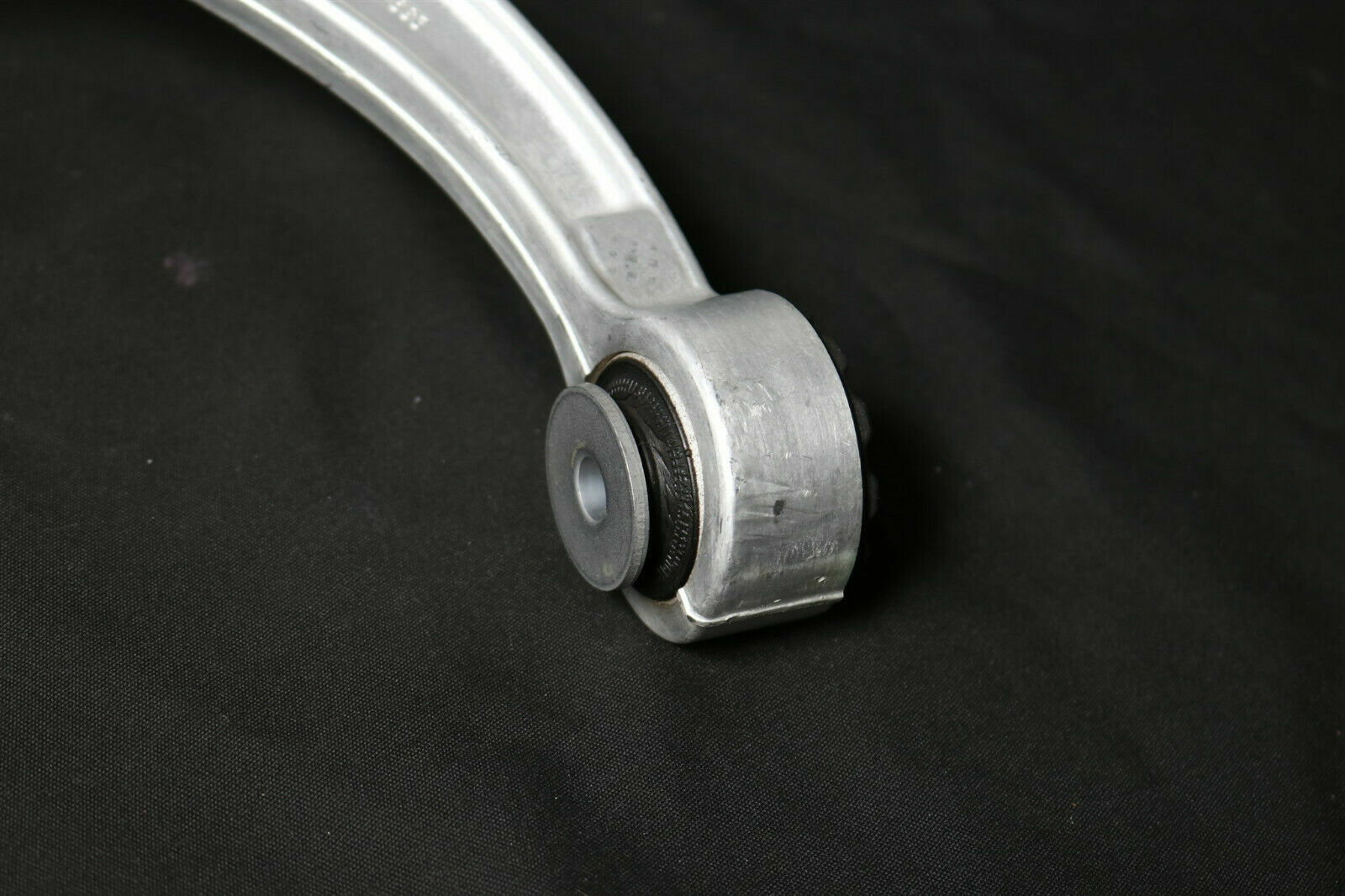 A1663301807 Control arm front right upper Mercedes W292 GLE 500 63 AMG ...