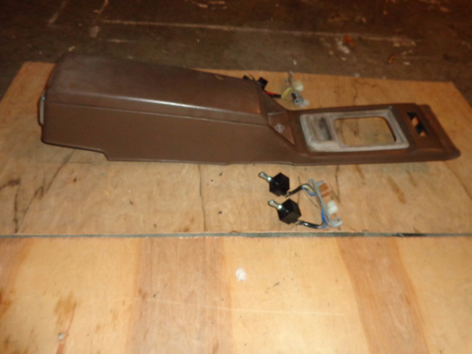 Nissan 280zx brown Center Console Lid coin tray Choice of Mirror ...