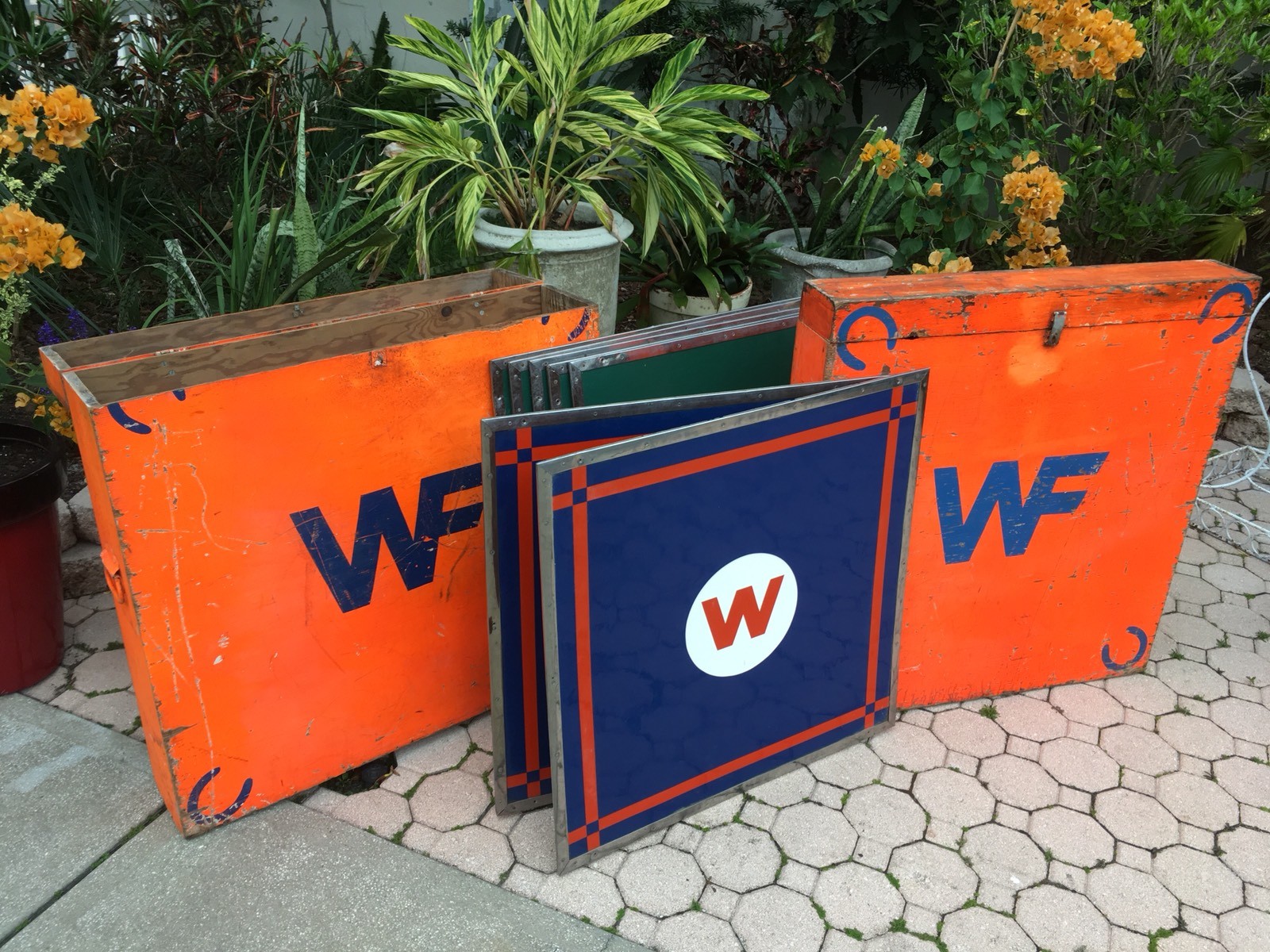 Vintage Equestrian Thoroughbred Polo Tack Boxes Owner Stable Logos ...