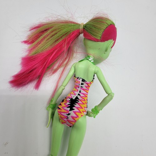 Monster High Venus McFlytrap SWIM CLASS Beach Beasties Doll Suit Sandals | eBay