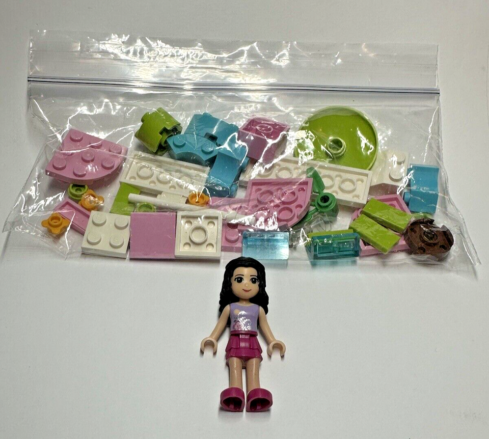 LEGO FRIENDS Set Lot - 100% Pop Star Studio (41103) & Emma's Splash ...