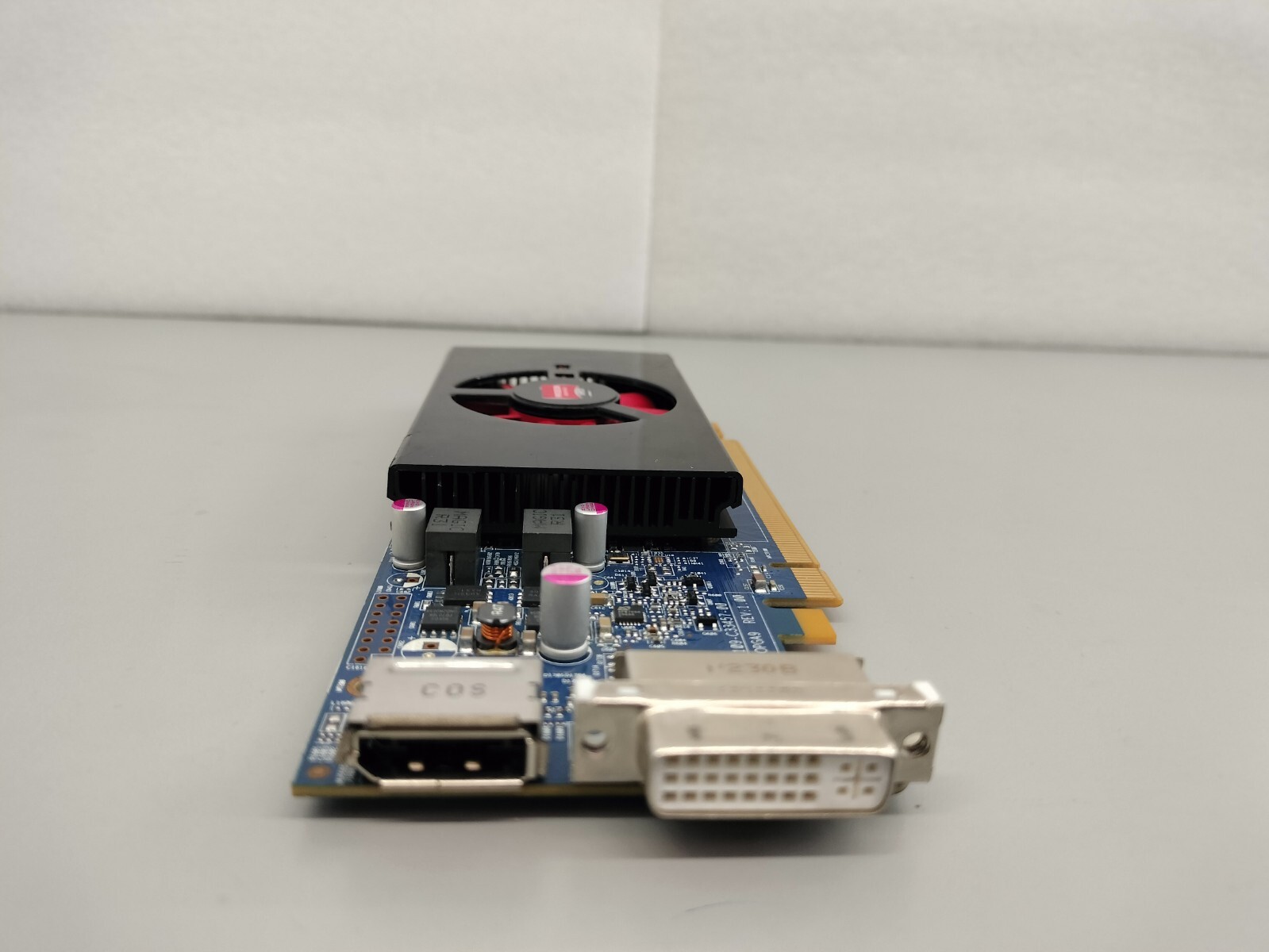 AMD ATI Radeon HD 7570 1gb DVI Pci- Video Card Ati-102-c33402-b for ...