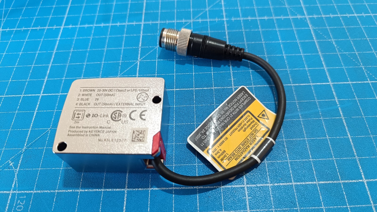 Keyence LR-TB2000C Optische Sensor Messabstand 2m Kabel mit M12-Stecker ...