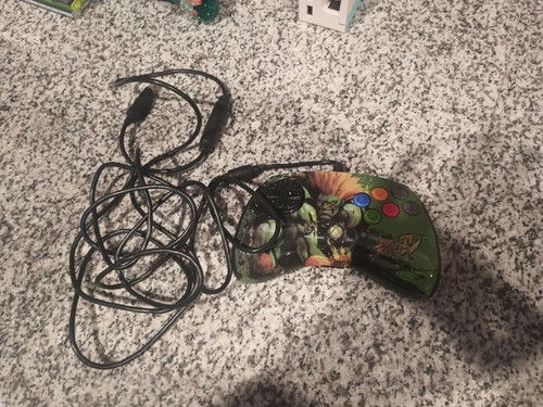 Microsoft Xbox 360 - Mad Catz Wired Controller Fight Pad - Street ...