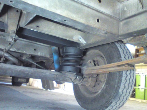 Spring Assister Kit for leaf springs to fit Mercedes 308/307 pre ...